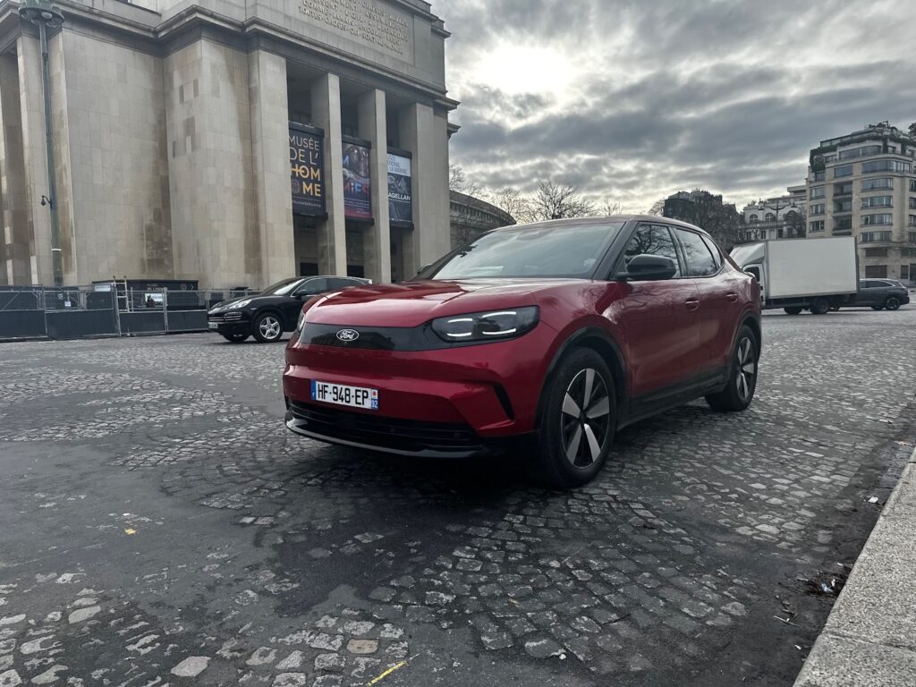 Ford Capri 100% electric: the fluid, well-balanced SUV coupé ...